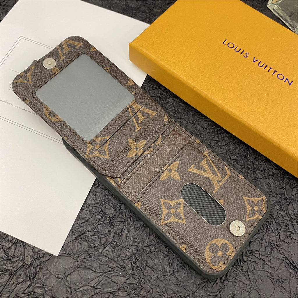 CLASSIC CIRCLE MONOGRAM CANVAS IPHONE CASE – THEROXYMOB